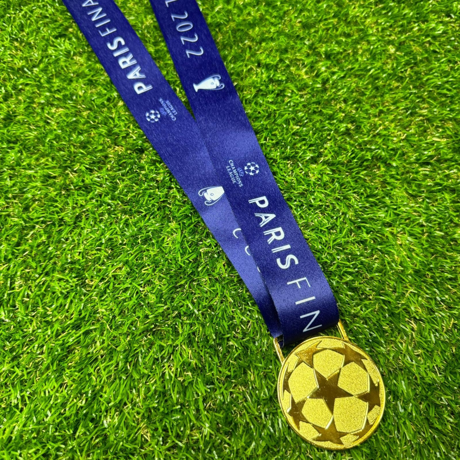 vamos|Champions League Final Paris 2022 Medal